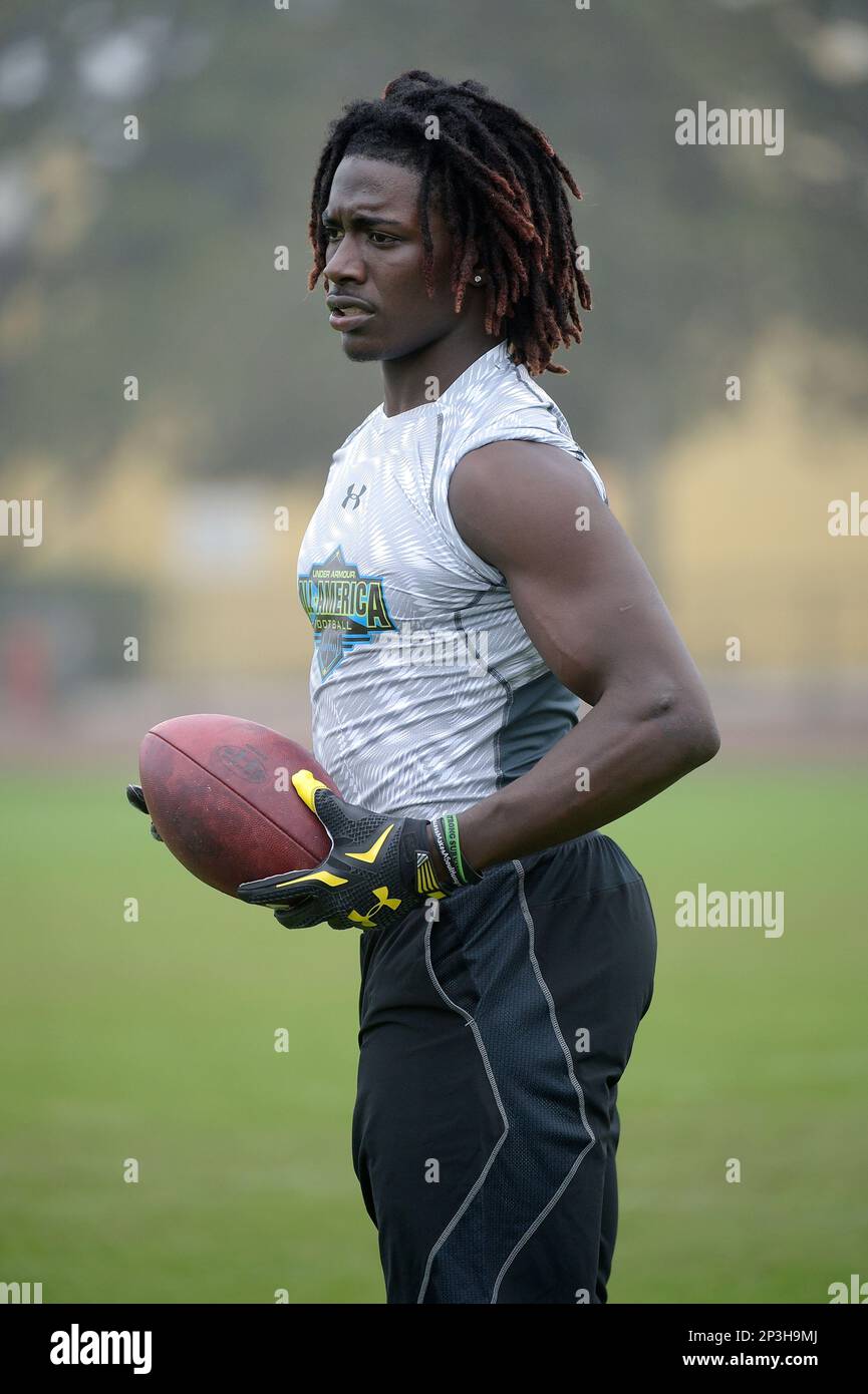 Running back Dylan Moses, of Baton Rouge, La., competes during the ...
