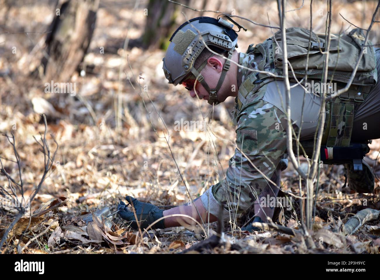 The competition for the selection of the best EOD team among the EODs ...