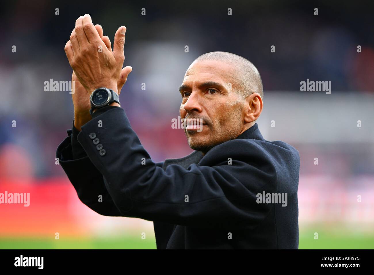 Stan collymore nottingham forest hi-res stock photography and images ...