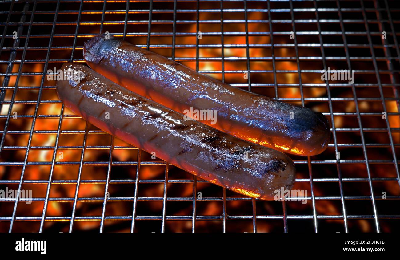 Grilled hot dogs that are ready to serve Stock Photo - Alamy