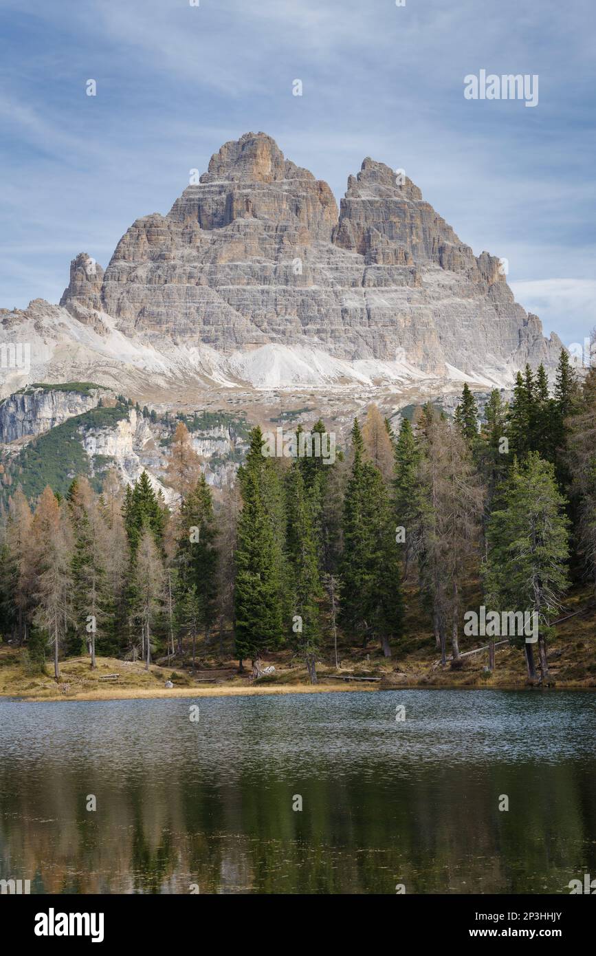 Misurina Lake with mountain Tre Cime di Lavaredo (Three Peaks ...