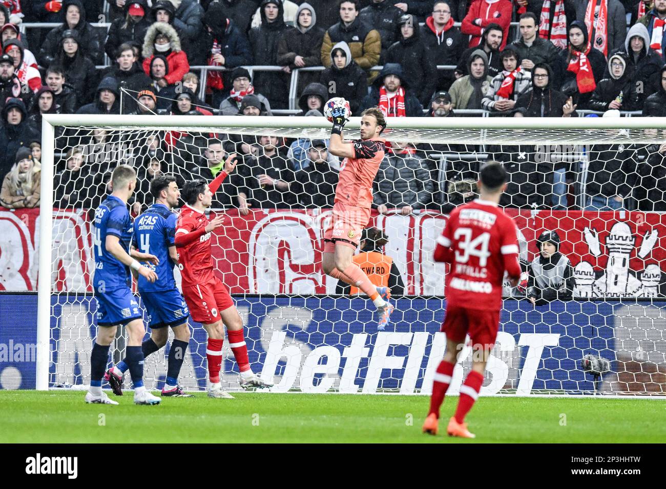 Mechelen's goalkeeper Gaetan Coucke pictured in action during a soccer ...