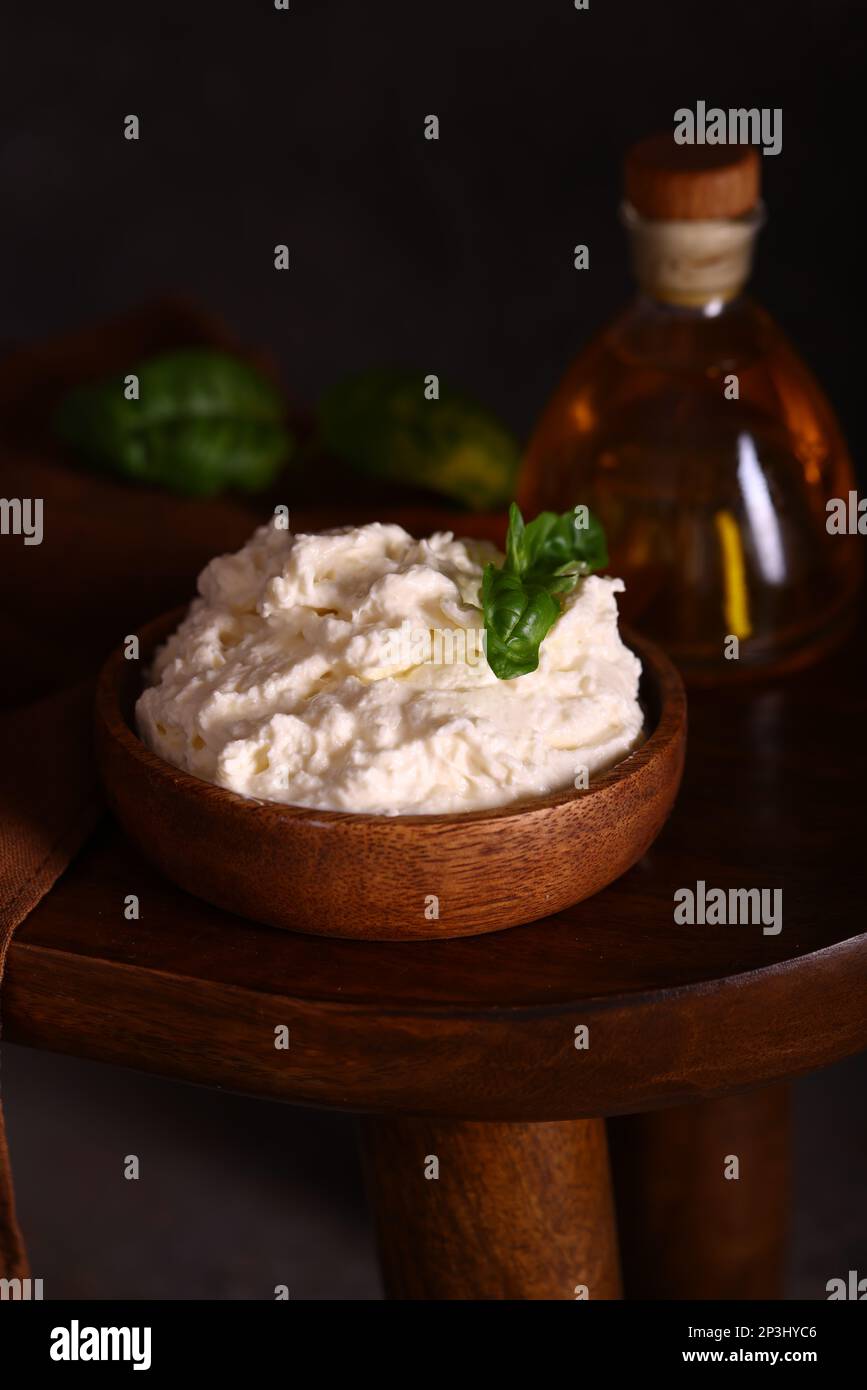 Stracciatella cheese hi-res stock photography and images - Alamy