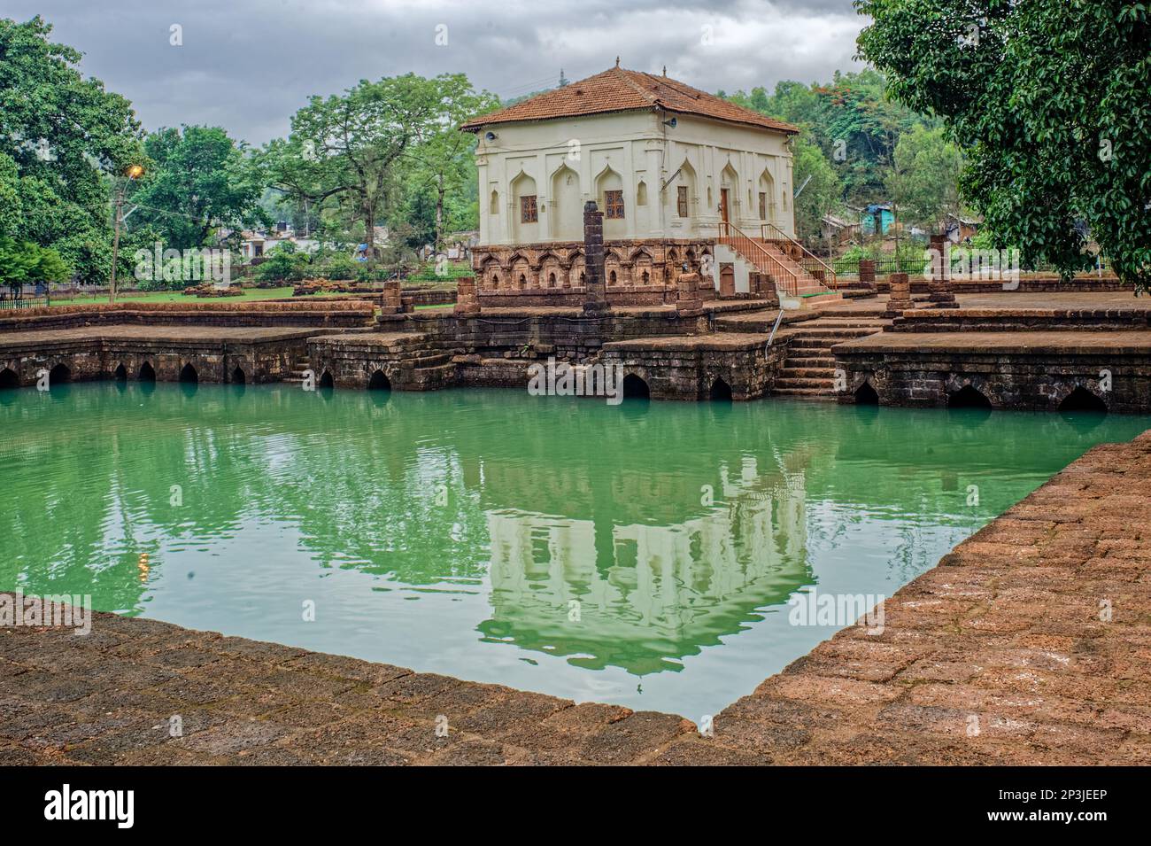 Historic safa masjid mosque in hi-res stock photography and images - Alamy