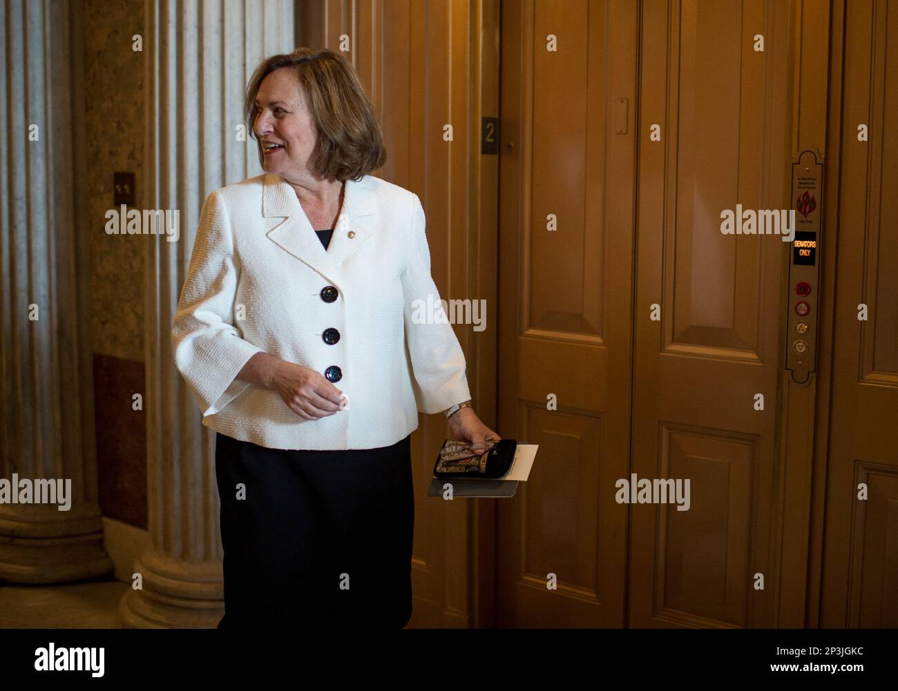 UNITED STATES - MAY 21: Sen. Deb Fischer, R-Neb., arrives for the ...