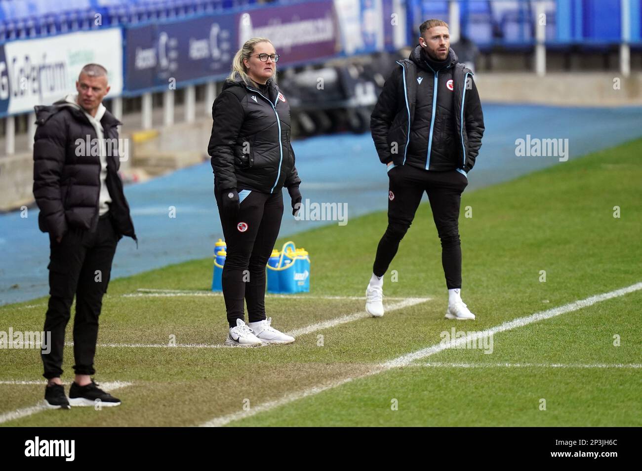 Reading manager Kelly Chambers on the touchline during the Barclays ...