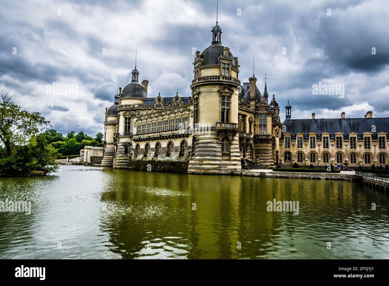Petit chateau chantilly hi-res stock photography and images - Alamy