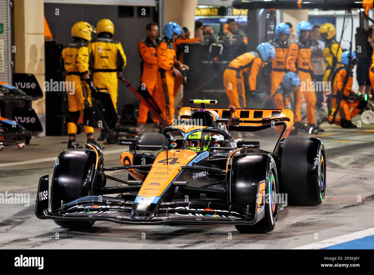 Formula 1 pit stop 2023 hi-res stock photography and images - Alamy