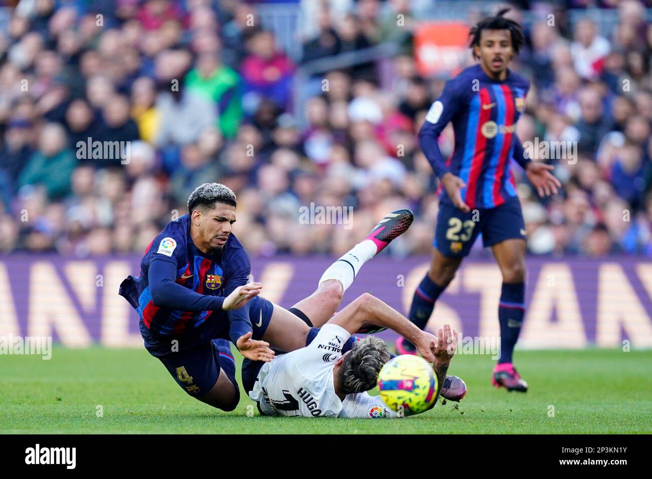 The referee shows red card to Ronald Araujo of FC Barcelona during the ...