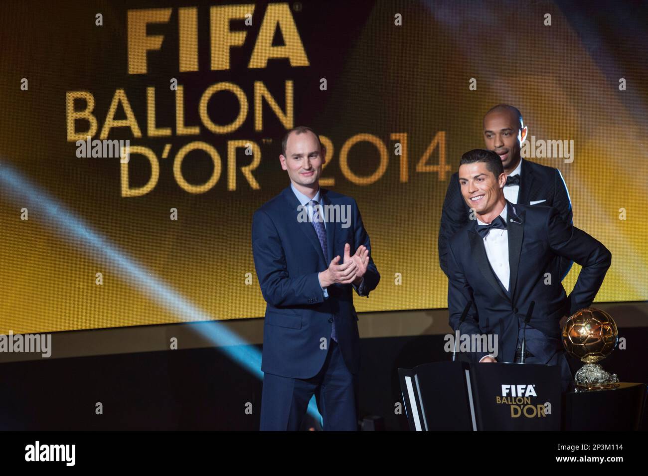Cristiano Ronaldo,right, of Portugal wins the FIFA Men's soccer player ...