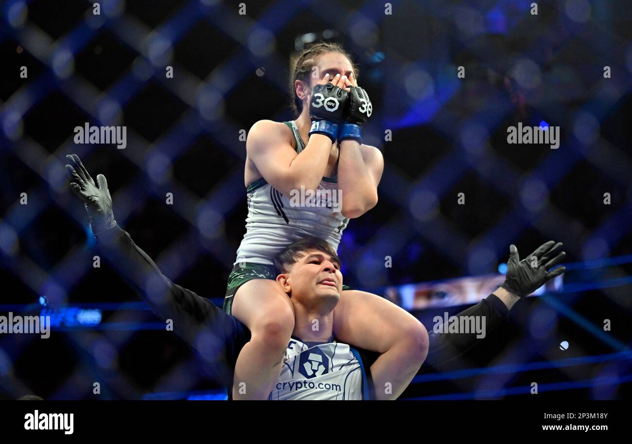 Alexa Grasso reacts after defeating Valentina Shevchenko in her UFC 285 ...