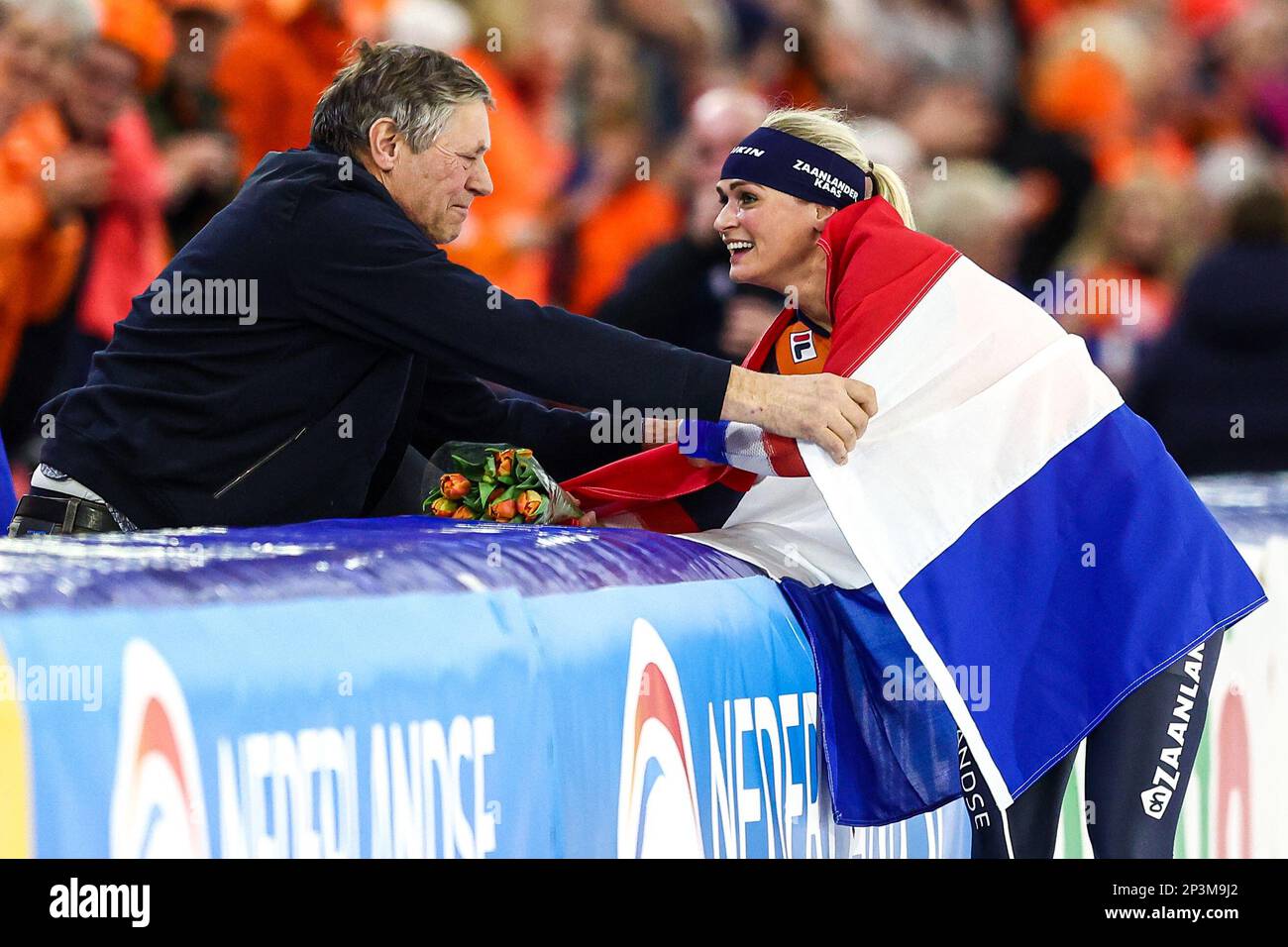 HERENVEEN - Klaas Schouten, Irene Schouten (NED) wins the 5000 meters for women at the ISU World ...