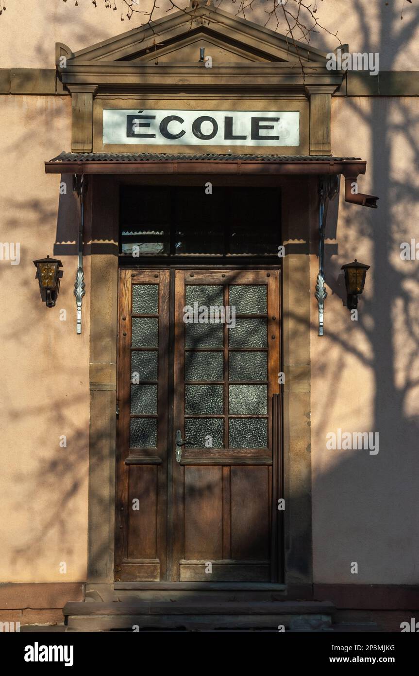 Preschool entrance hi-res stock photography and images - Alamy
