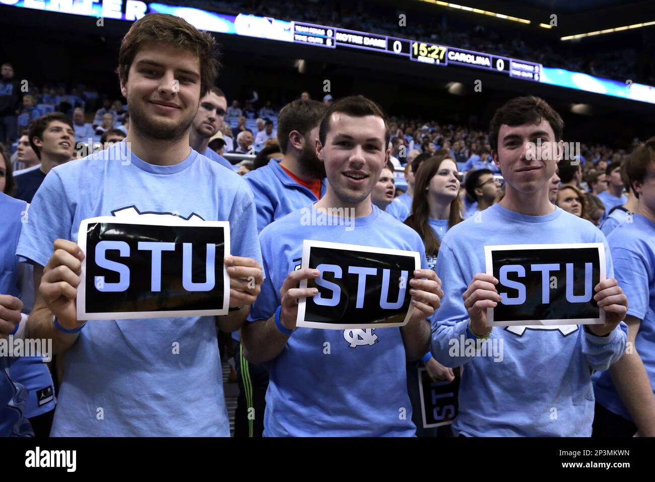 05 January 2015: UNC students honor the late ESPN broadcaster and UNC ...
