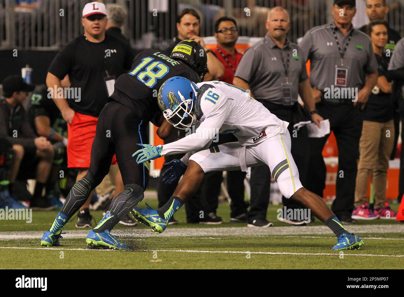02 January 2015: Team Highlight (White) defensive back Marcus Lewis (16 ...