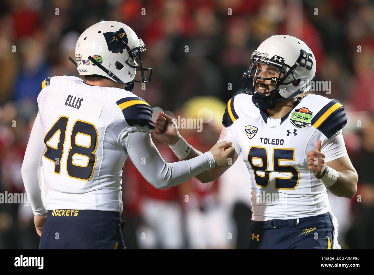 January 04, 2015: Toledo Rockets place kicker Jeremiah Detmer (85) is ...