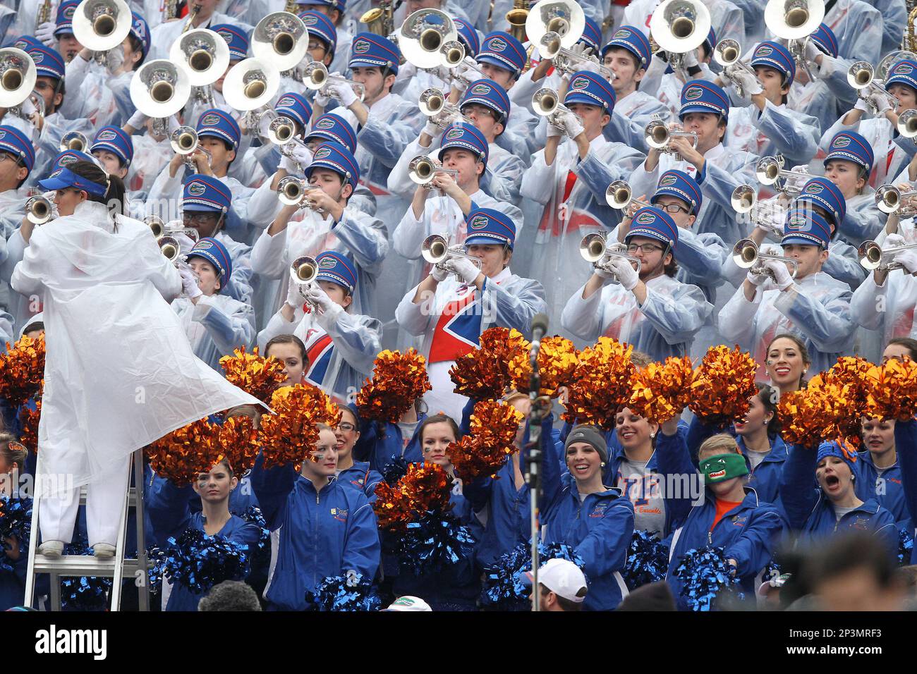 January 3, 2015: Florida Gators marching band during the Birmingham ...