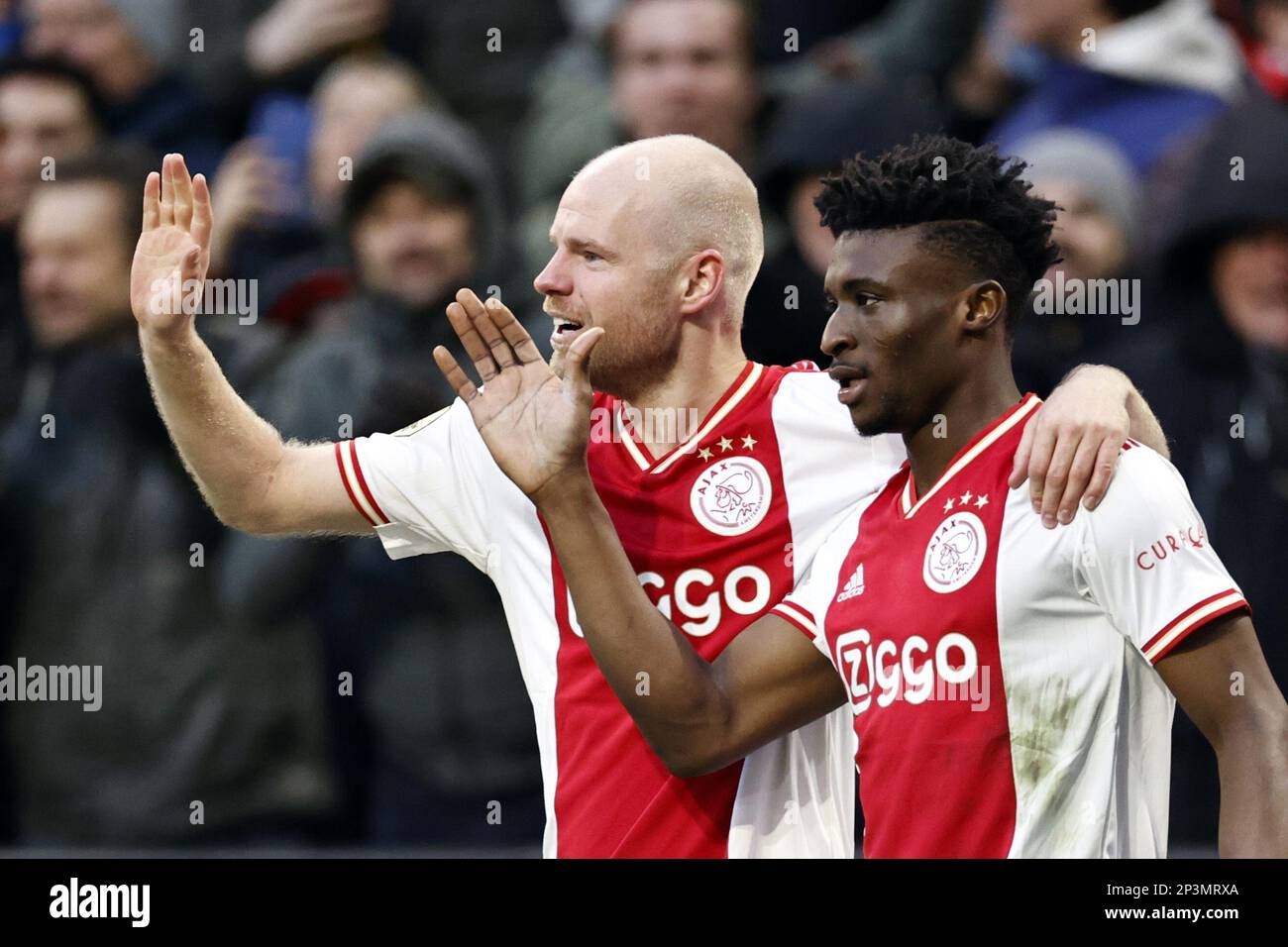 AMSTERDAM - (lr) Davy Klaassen of Ajax, Mohammed Kudus of Ajax celebrate the 1-0 during the ...