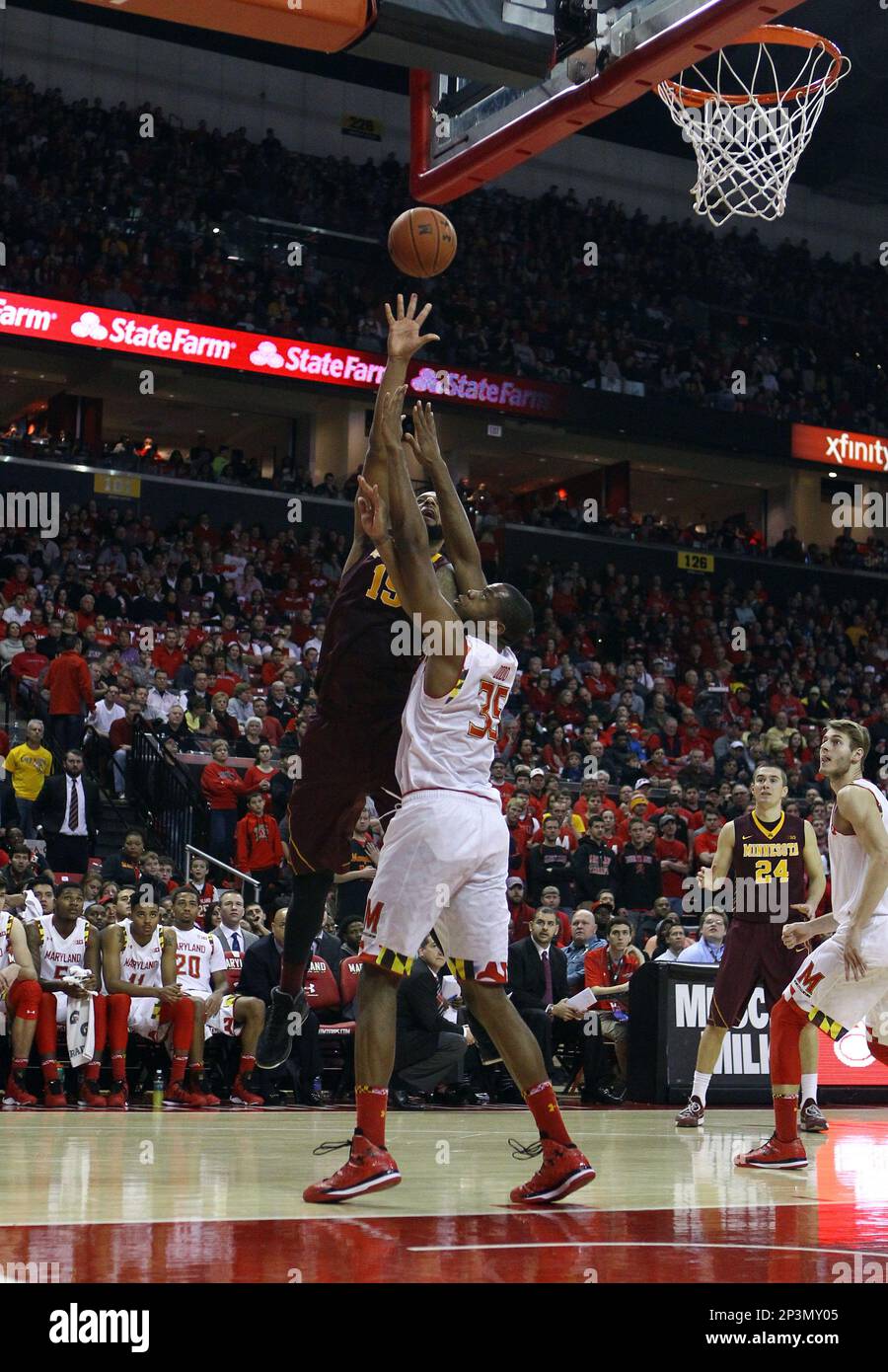 January 03 2014: Maryland Terrapins forward Damonte Dodd (35) tries to ...