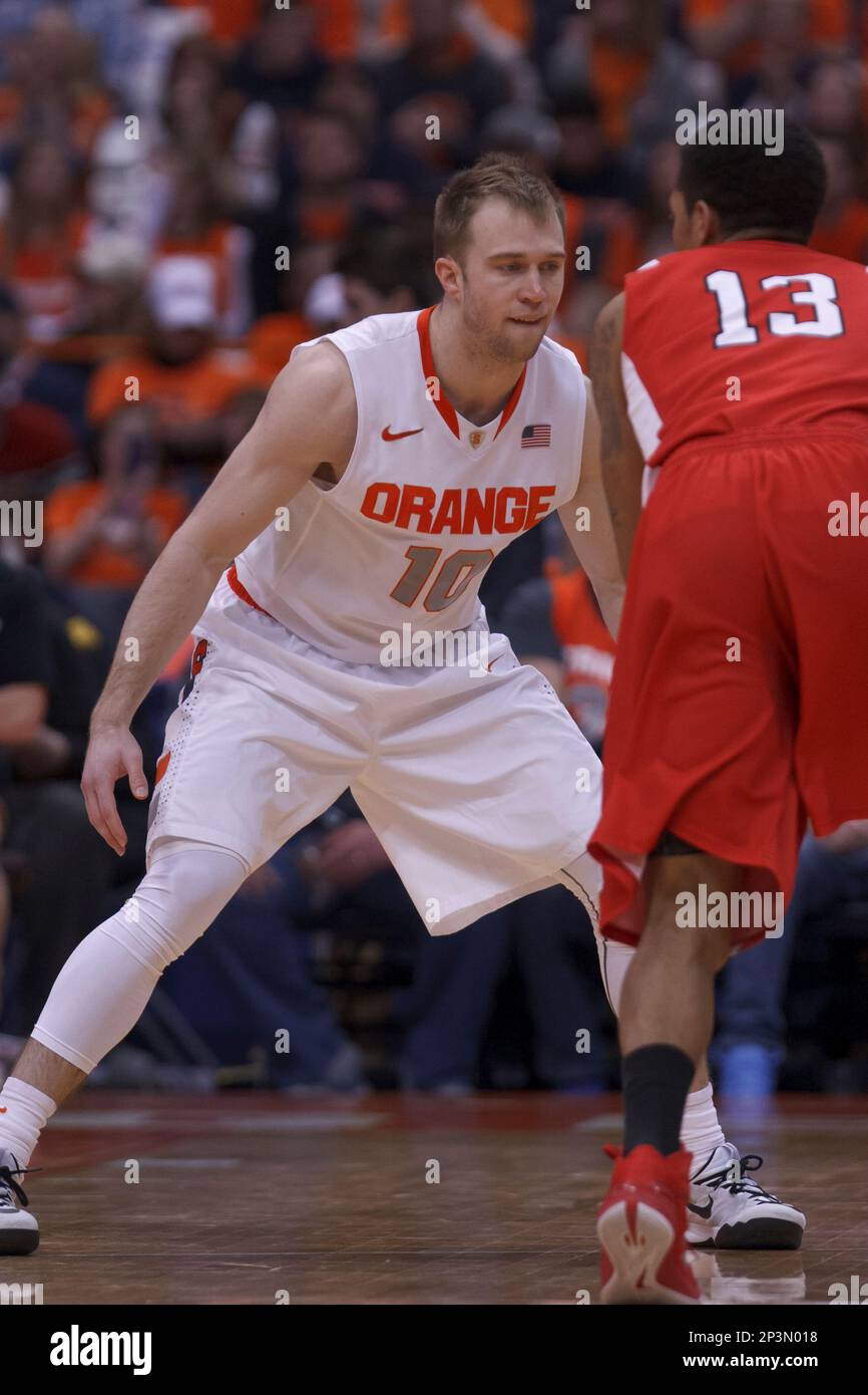 31 December 2014: Syracuse guard Trevor Cooney (10) defends against ...