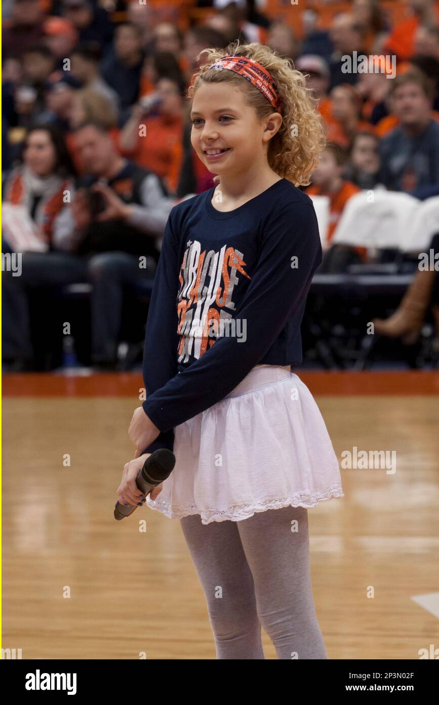 31 December 2014: 10 Year old Baylee Morrison sings the National Anthem ...