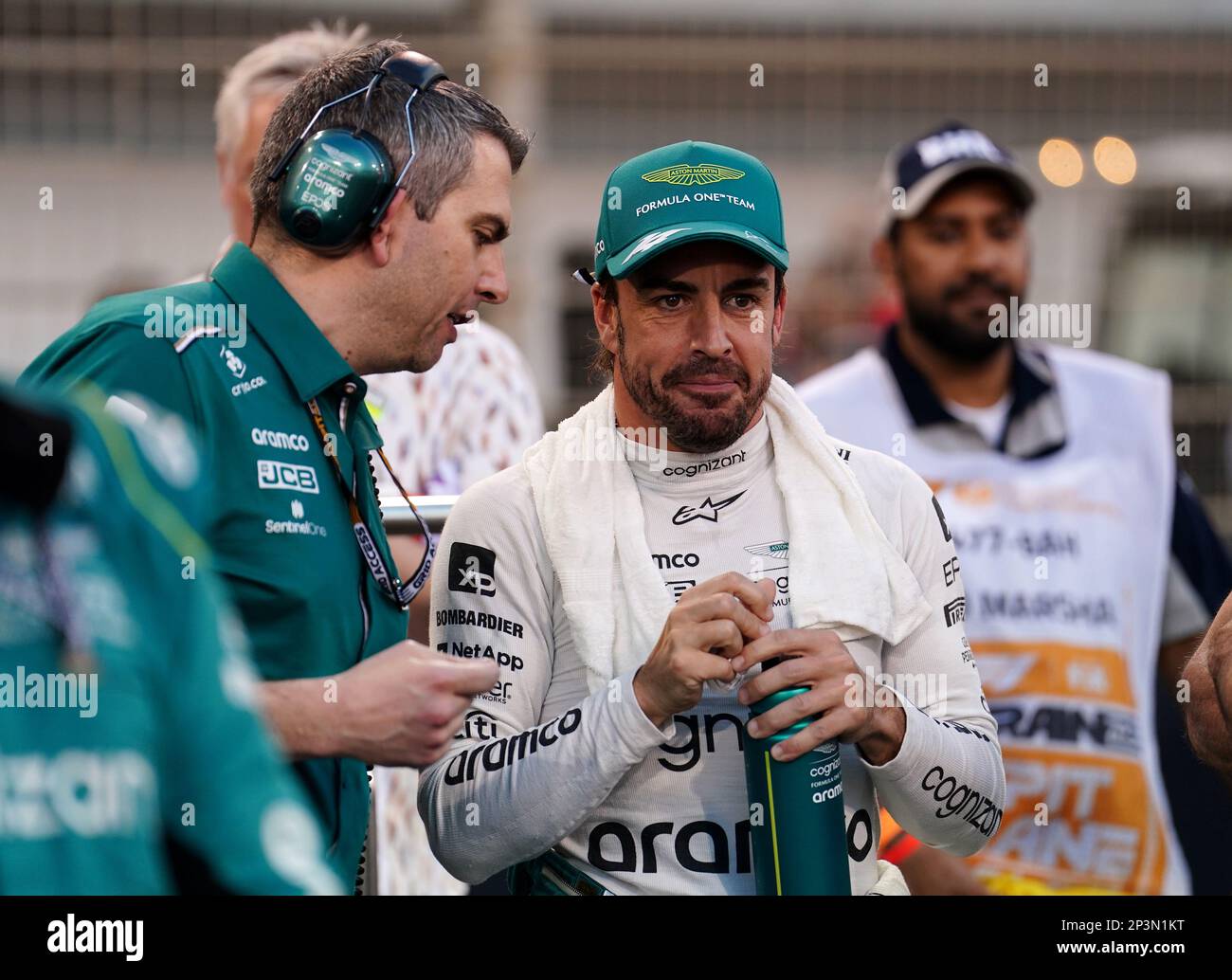 Bahrain 2023 fernando alonso hi-res stock photography and images - Alamy