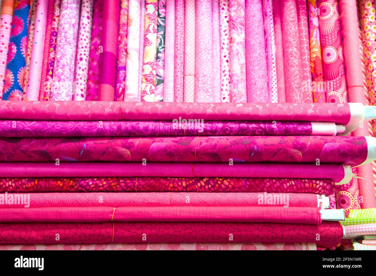 Fabrics retail store atelier hi-res stock photography and images - Alamy