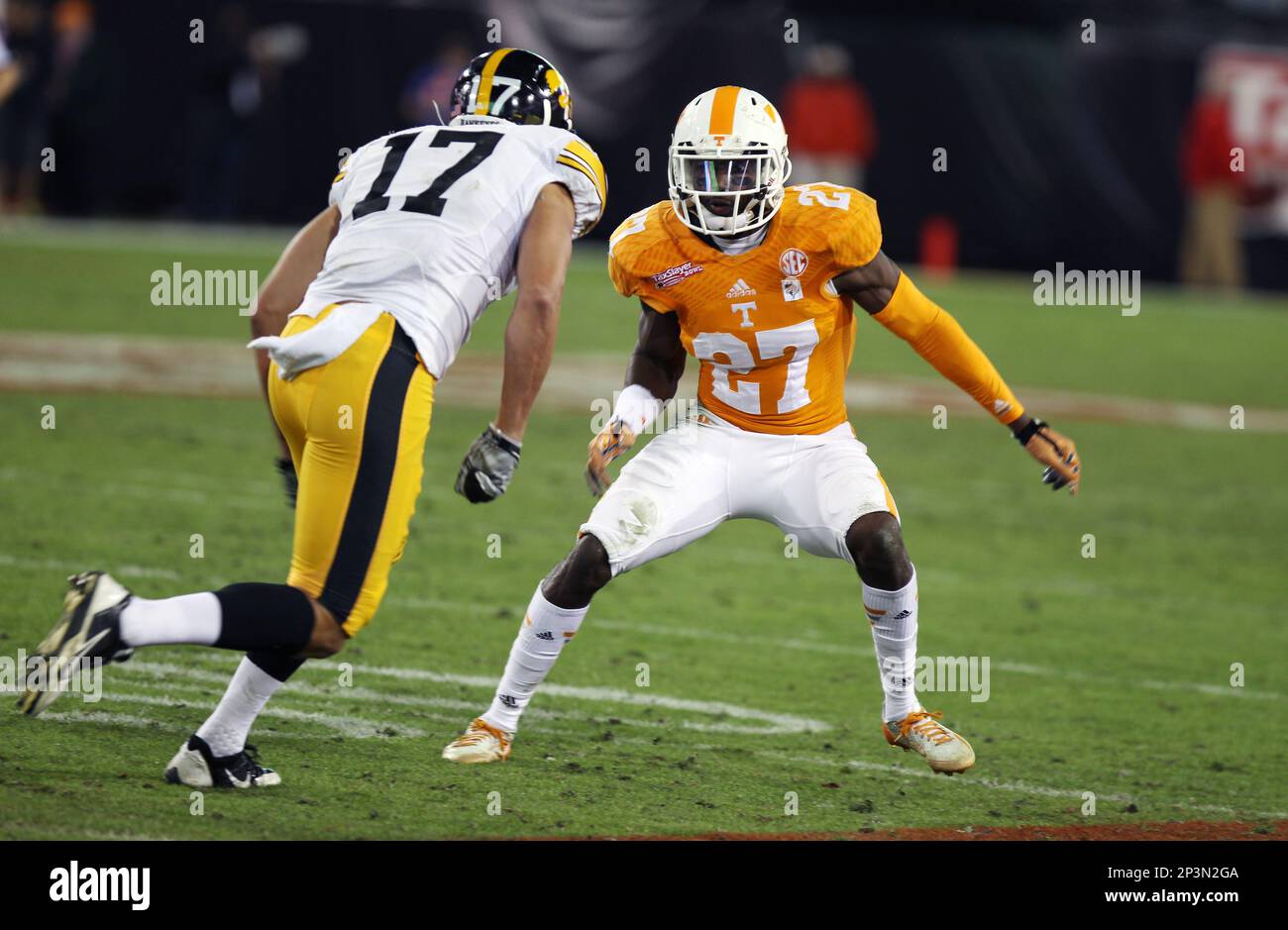 02 January 2015: Justin Coleman (27) Tennessee Volunteers defensive ...