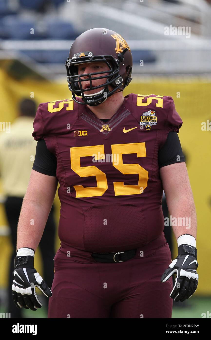 01 January 2015: Minnesota Golden Gophers offensive lineman Connor ...