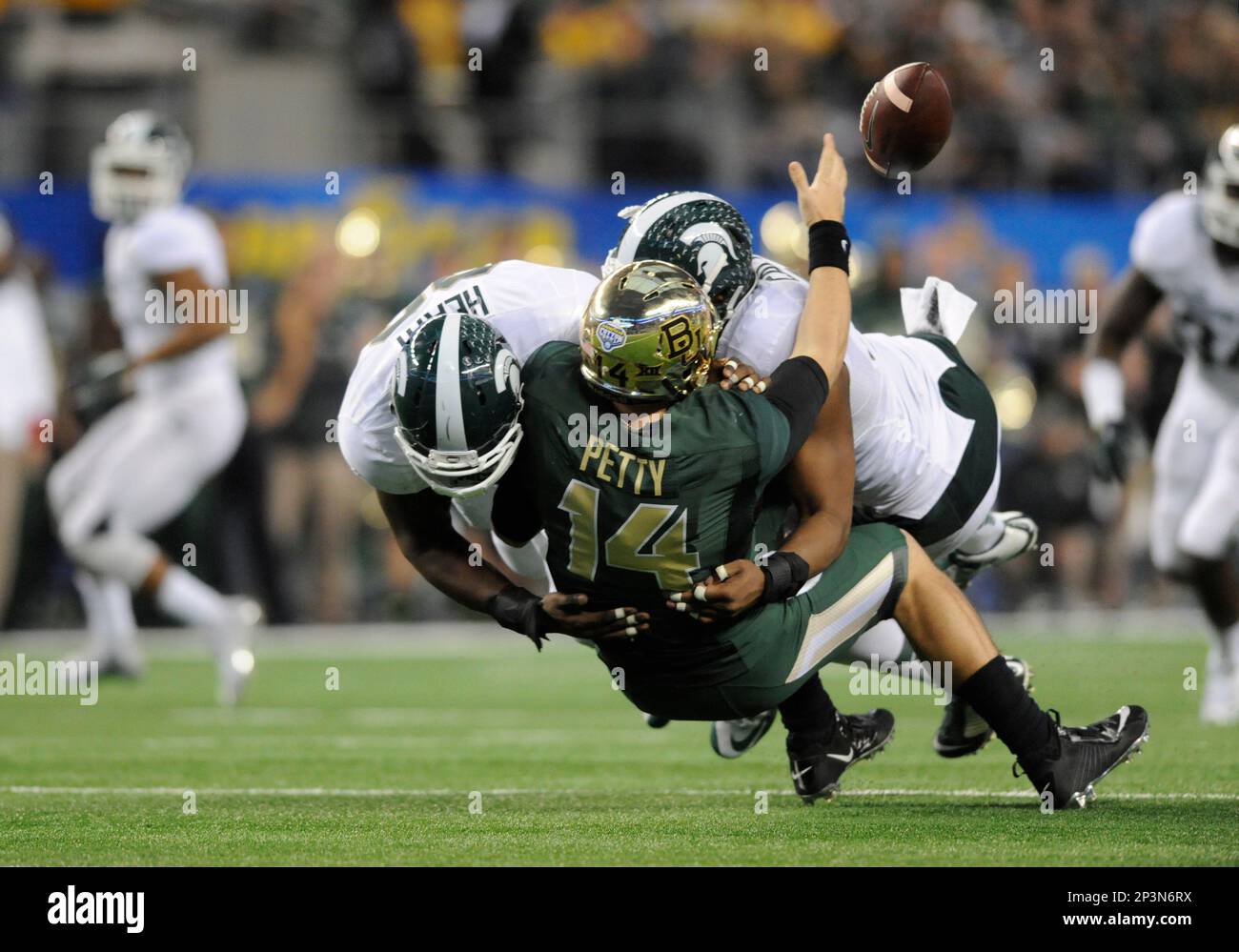 January 01, 2015: Michigan State Spartans defensive lineman Joel Heath ...