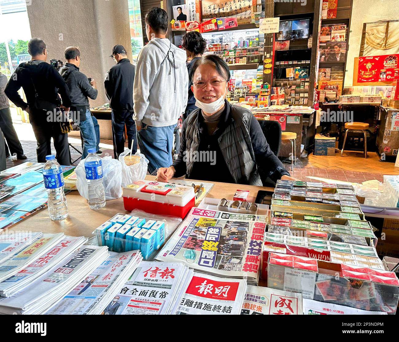 Interview with So Kong-shing, owner of a newspaper kiosk in Admiralty ...