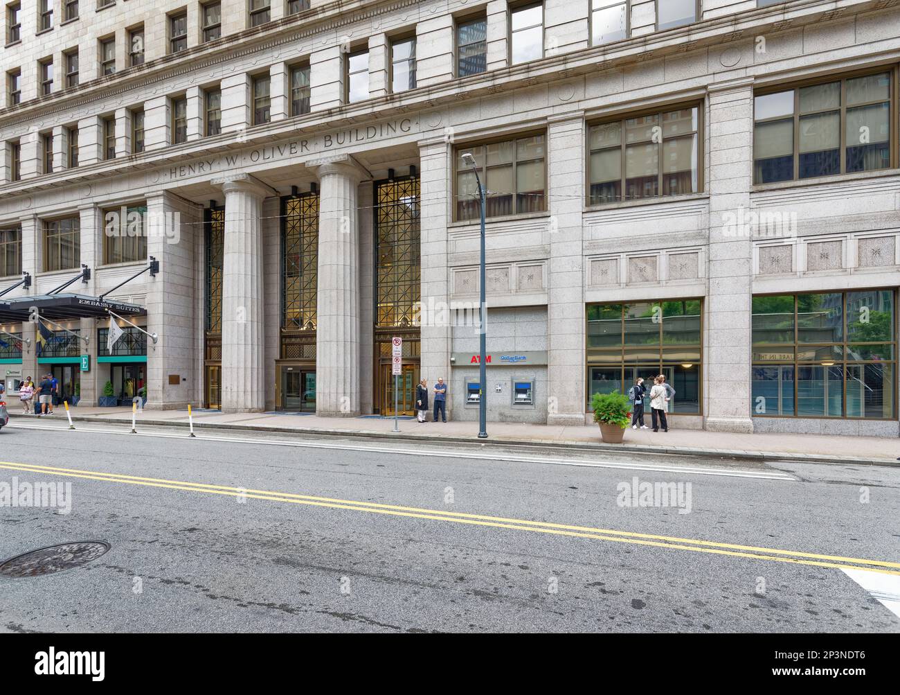 Pittsburgh Downtown: Henry W. Oliver Building, a stone and terra cotta ...