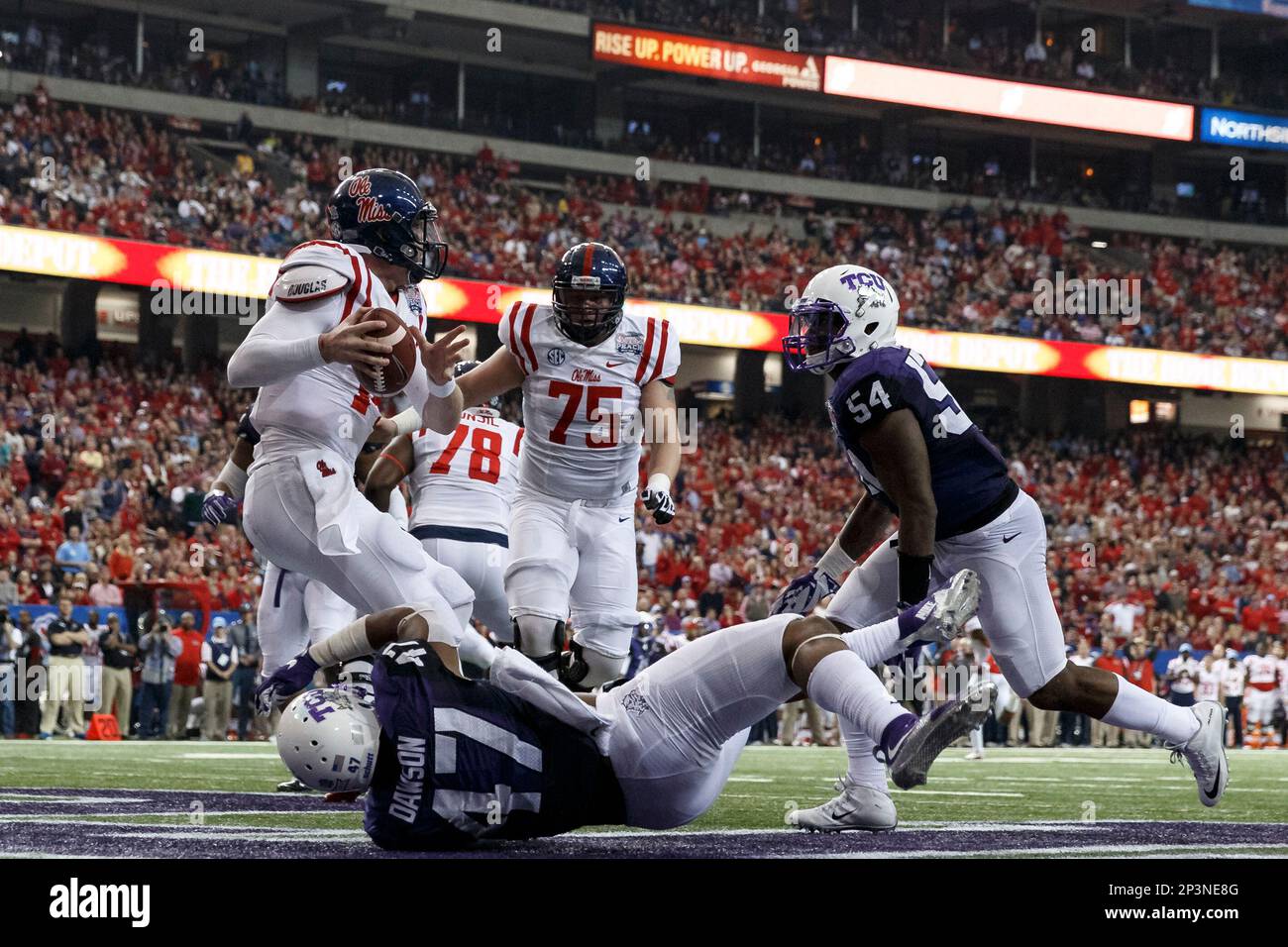 December 31, 2104: TCU Horned Frogs linebacker Paul Dawson (47) and TCU ...