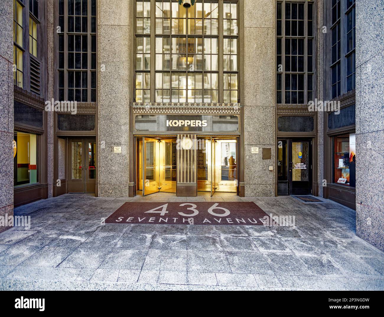 Pittsburgh Downtown: Koppers Building, an Art Deco skyscraper of ...