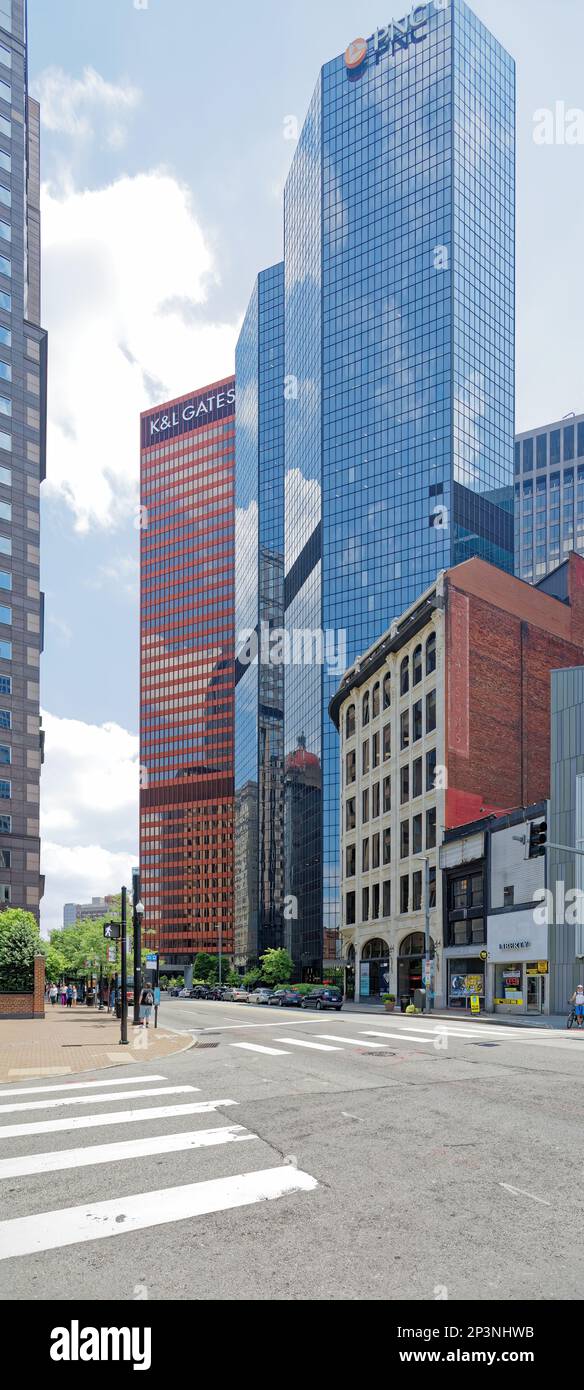 Pittsburgh Downtown: Liberty Avenue view east from 6th Street: K&L ...