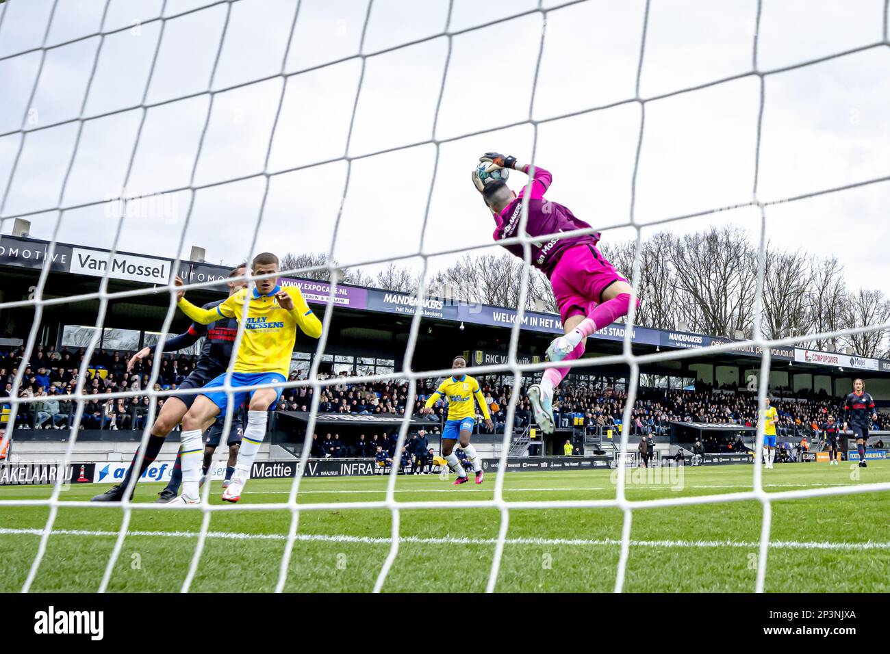 WAALWIJK , Netherlands, 05-03-2023, football, Mandemakers Stadium ...