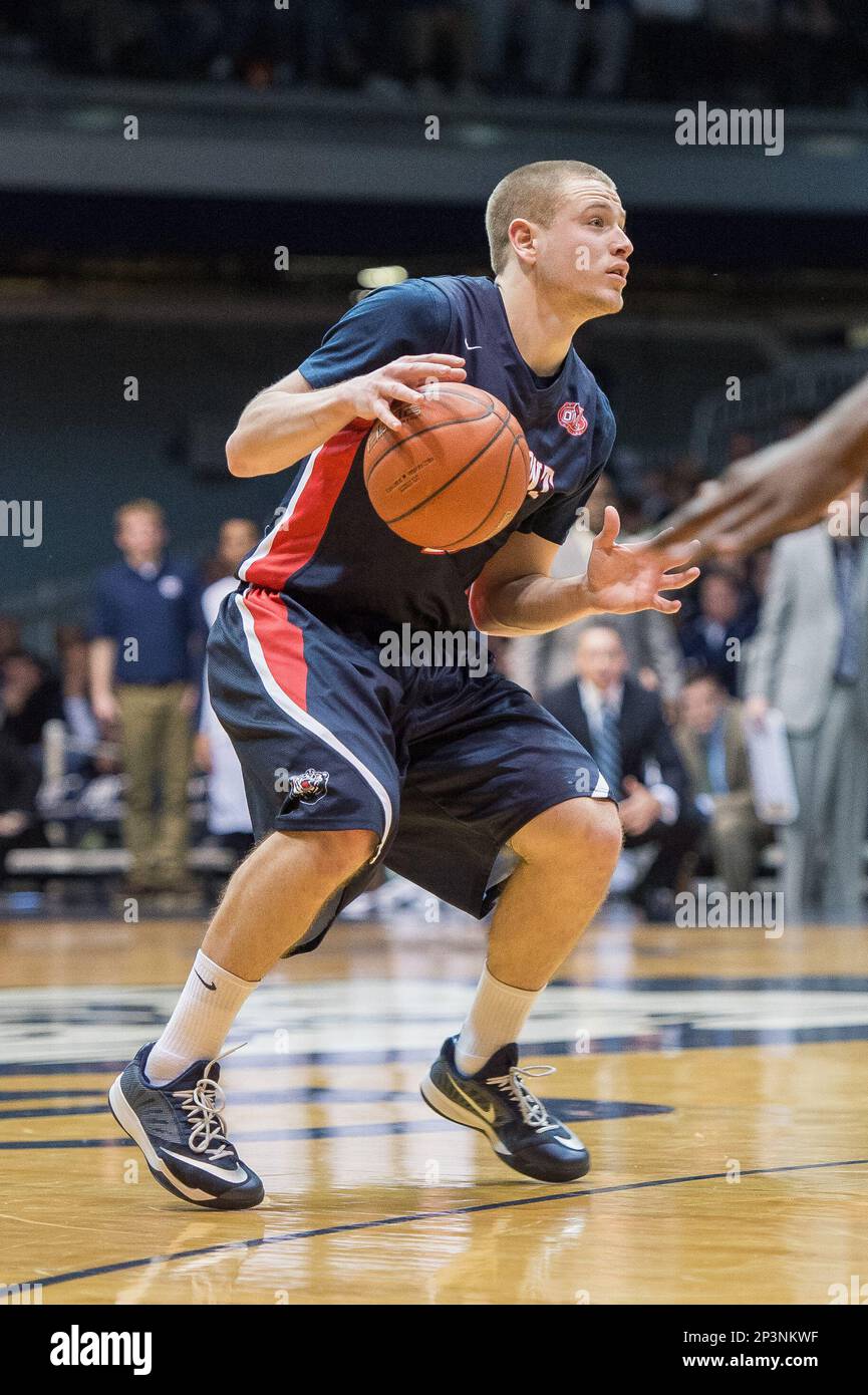 December 28, 2014: Belmont Bruins guard Craig Bradshaw (23) during the ...