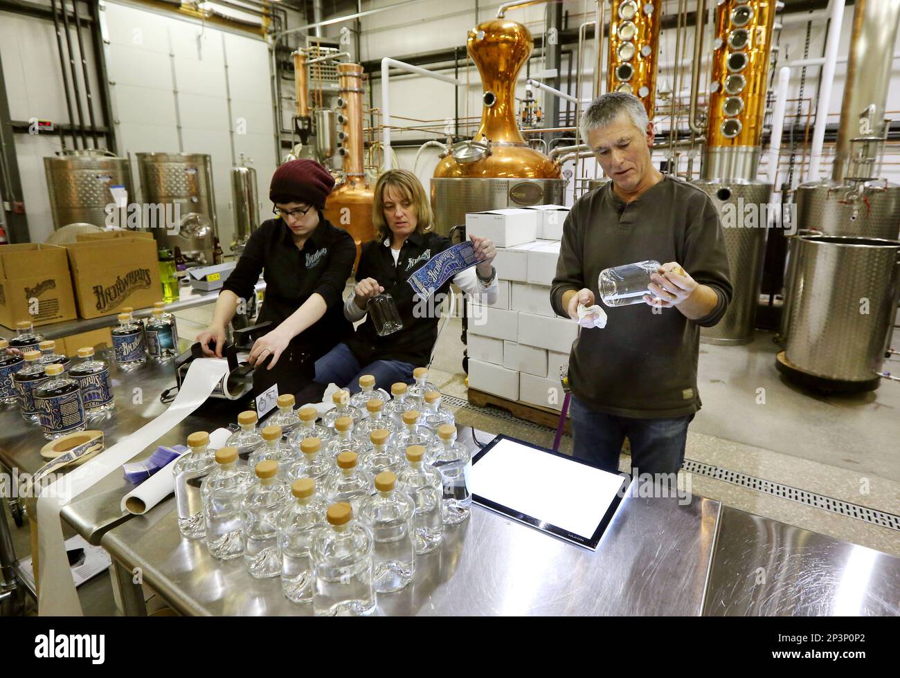 In this photo taken on Monday, Nov. 10, 2014, Amber, Kathy and Bill ...