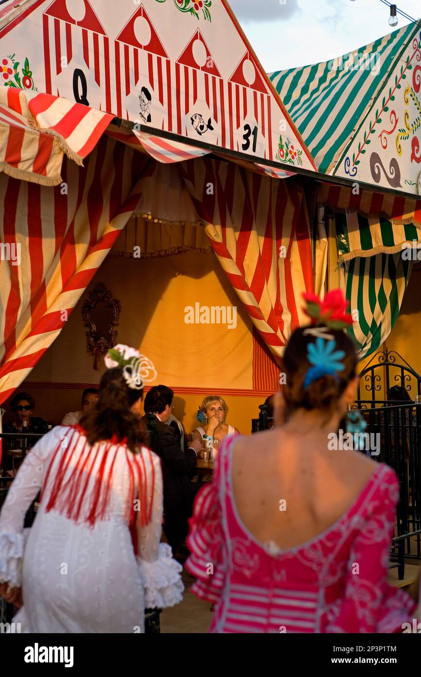 Traditional street fairs spain hi-res stock photography and images - Alamy