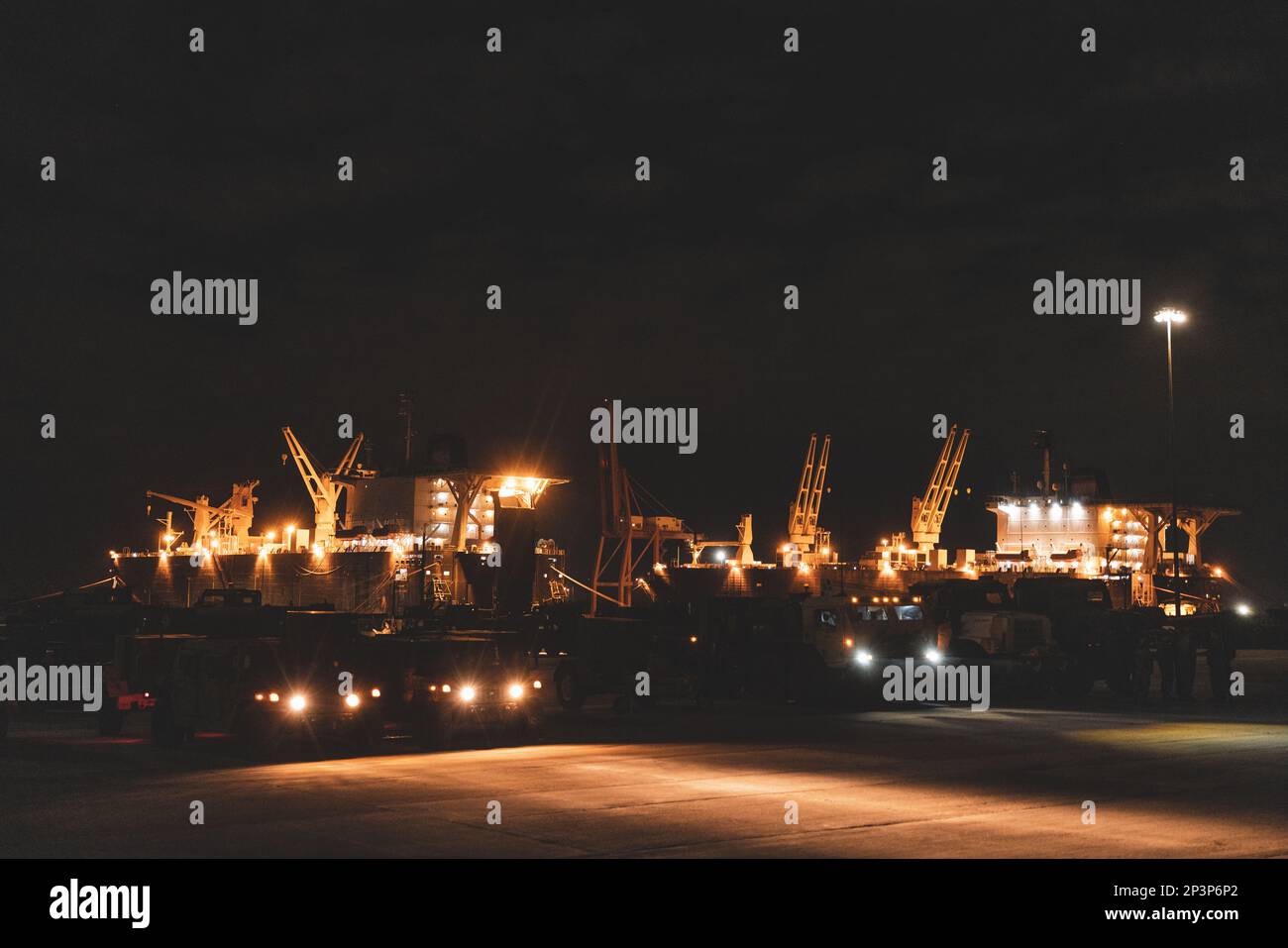 Mpf offloading hi-res stock photography and images - Alamy