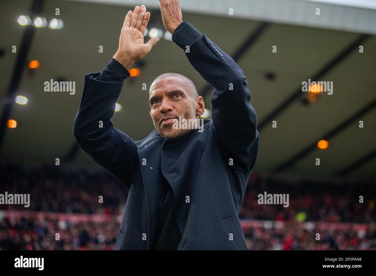 Stan collymore nottingham forest hi-res stock photography and images ...