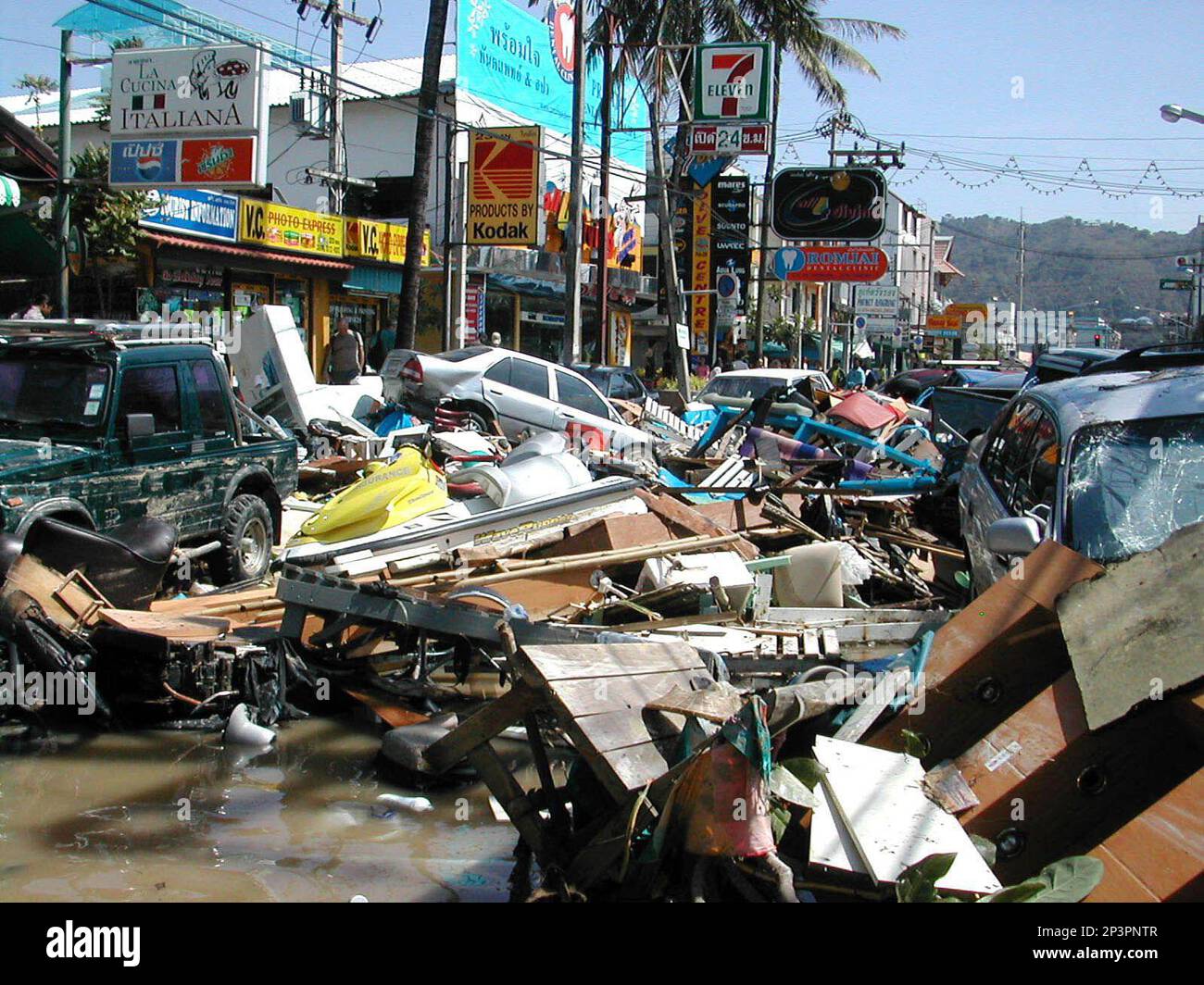 Photo by: Stephen Trupp/STAR MAX/IPx12/26/04This photo of Phuket ...