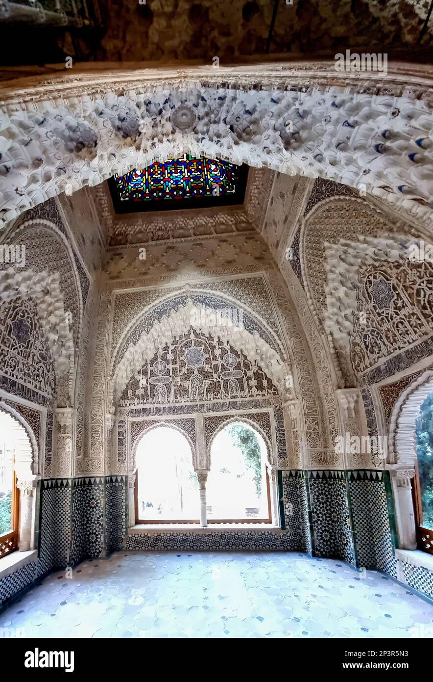 The highlight of Alhambra, the Nasrid Palace is a beautiful mansion ...