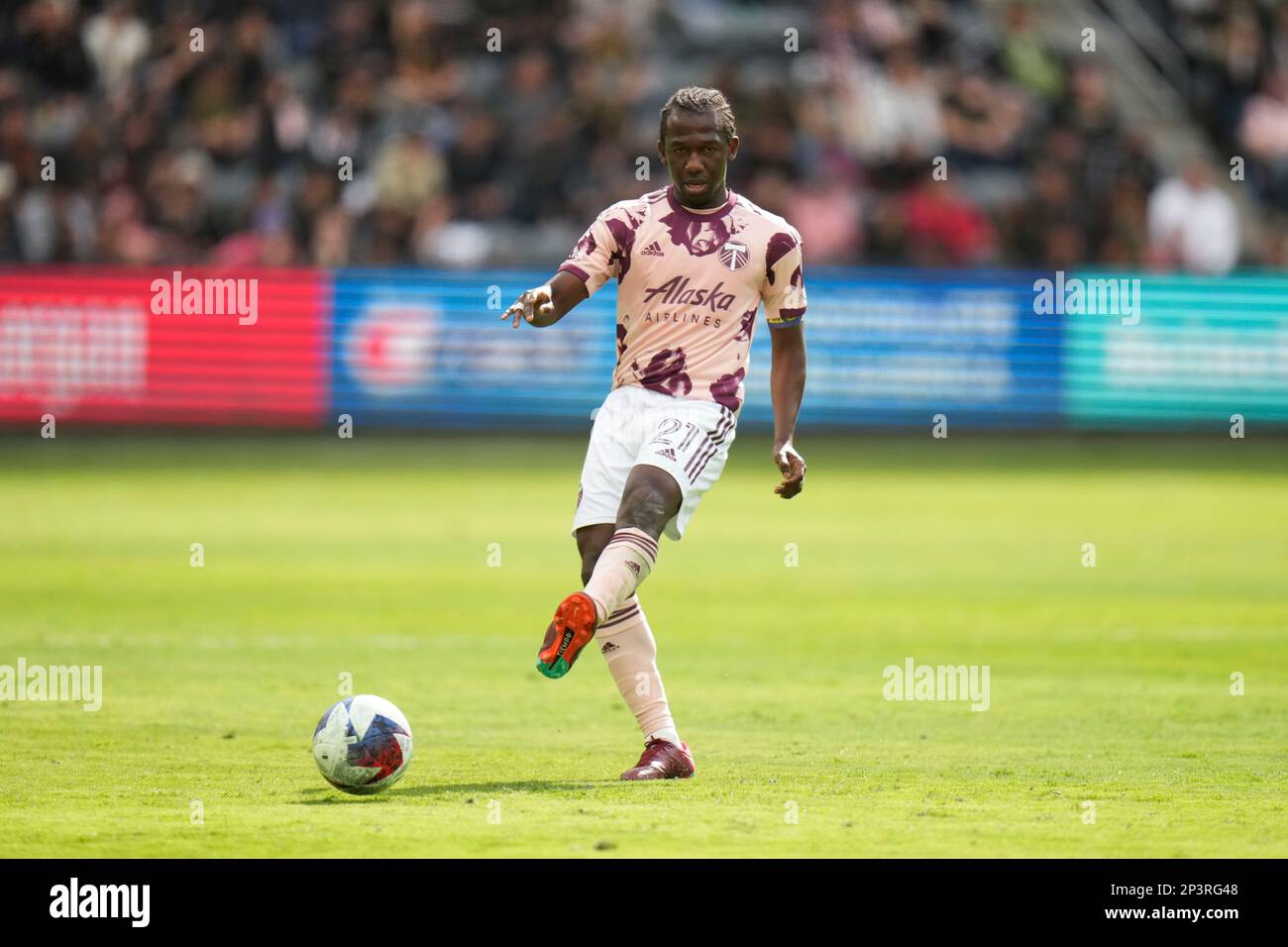 Portland Timbers midfielder Diego Chara passes the ball during the ...