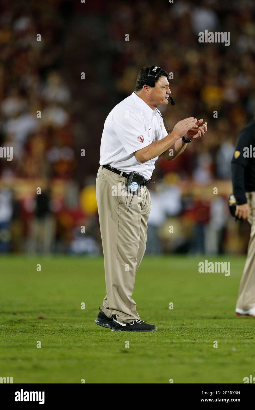 2013 November 30: USC Trojans head coach Ed Orgeron during the NCAA ...