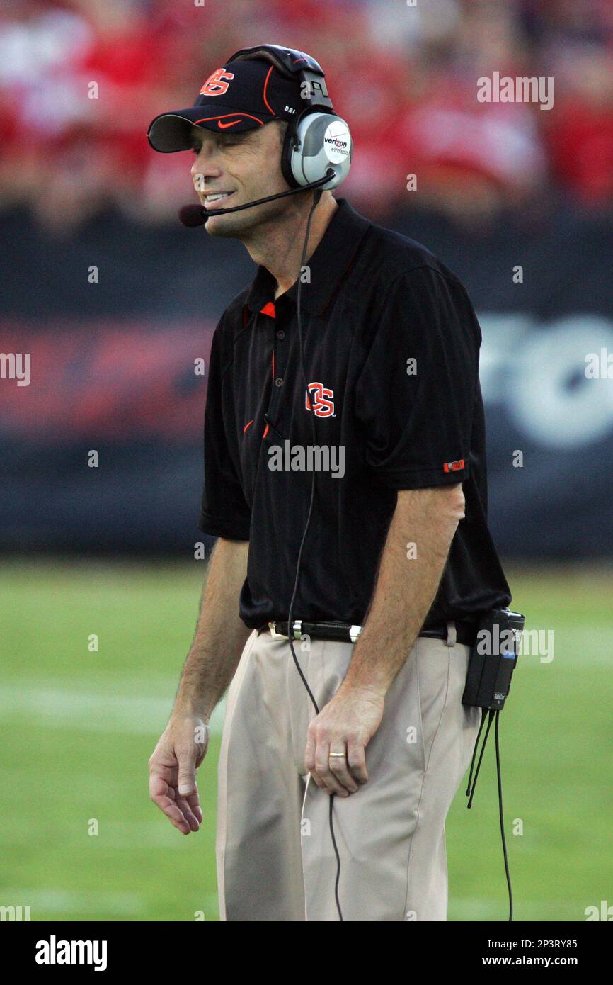 09 October 2010: Oregon State Beavers head coach Mike Riley during the ...