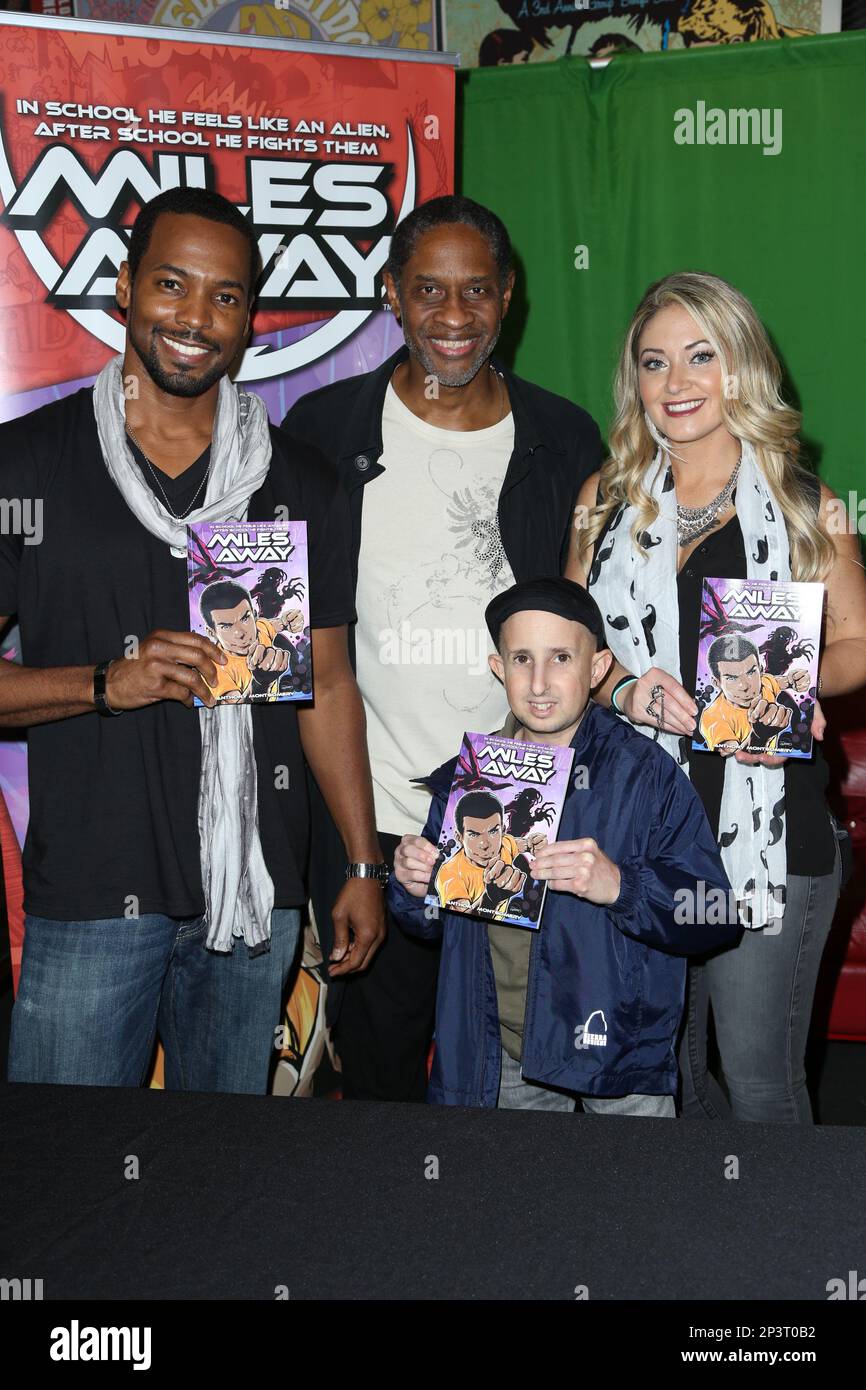 Photo by: JMA/STAR MAX/IPx12/3/14Anthony Montgomery, Tim Russ, Natalie ...