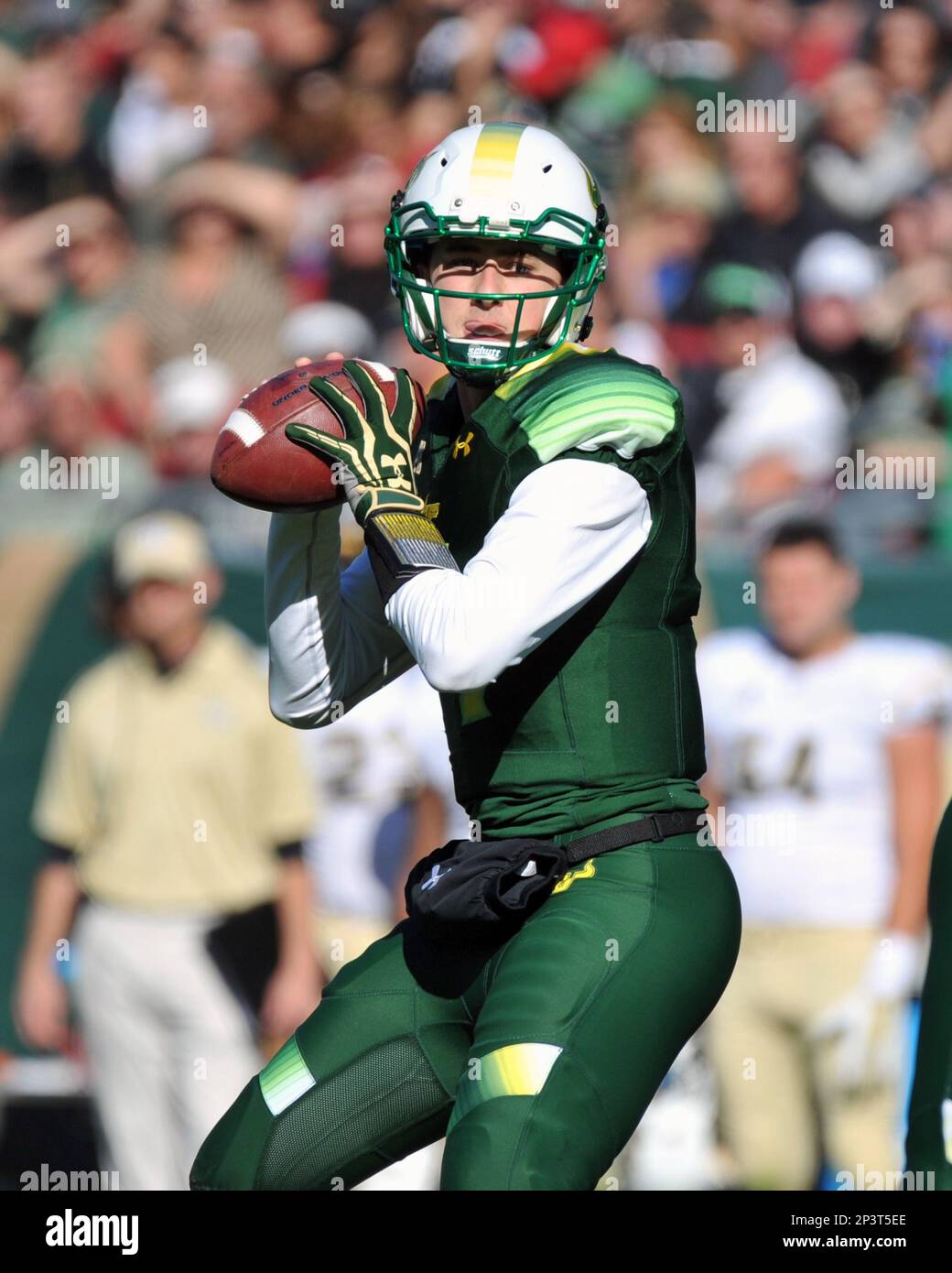 Quarterback Mike White (14) of the University of South Florida Bulls ...