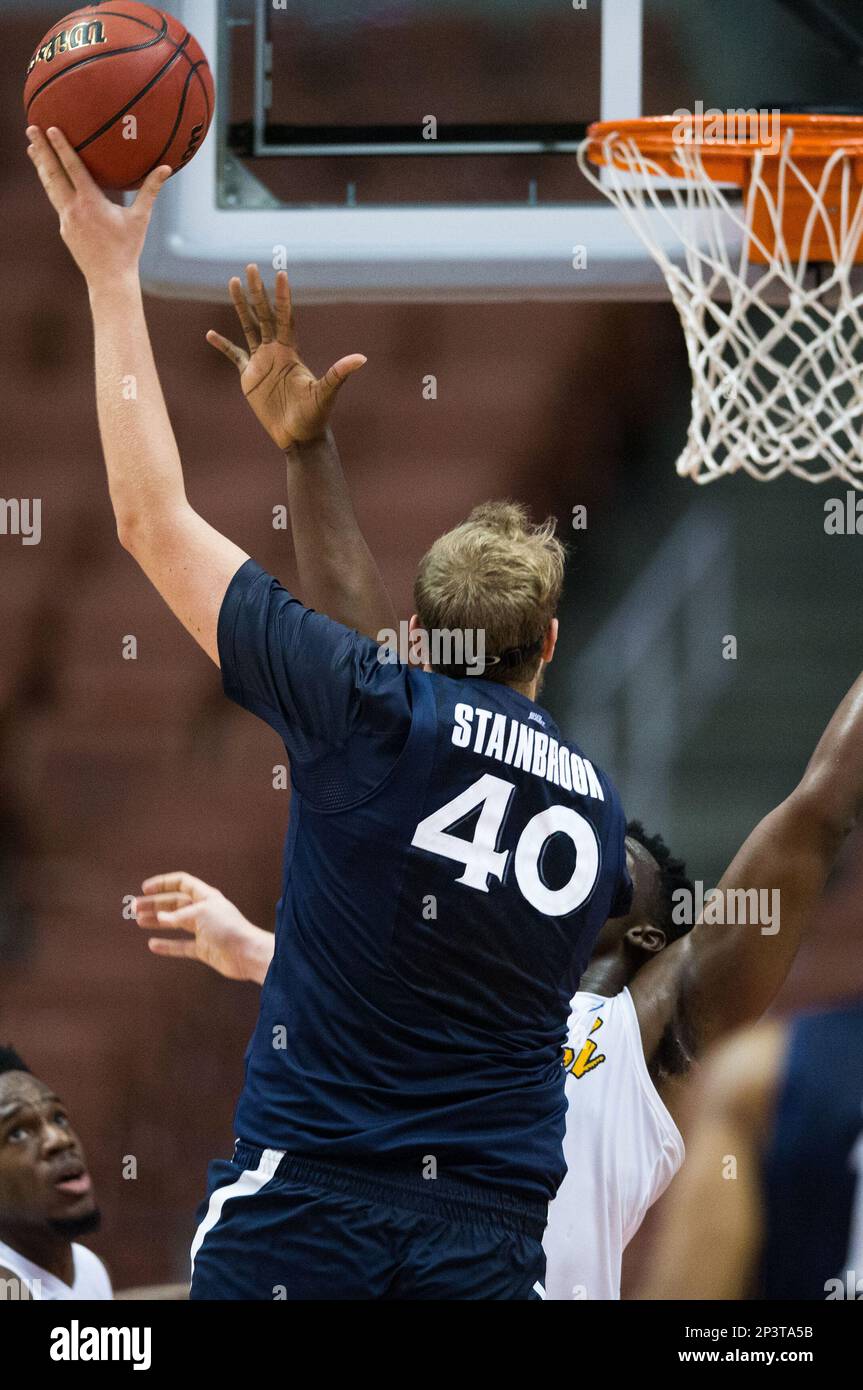 November 30, 2014 - Xavier Musketeers center Matt Stainbrook (40 ...