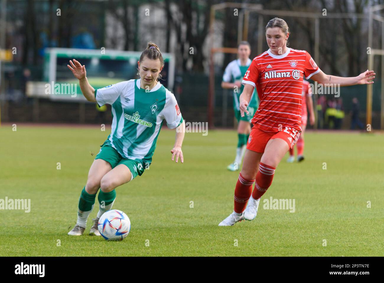 Michelle weiss hi-res stock photography and images - Alamy